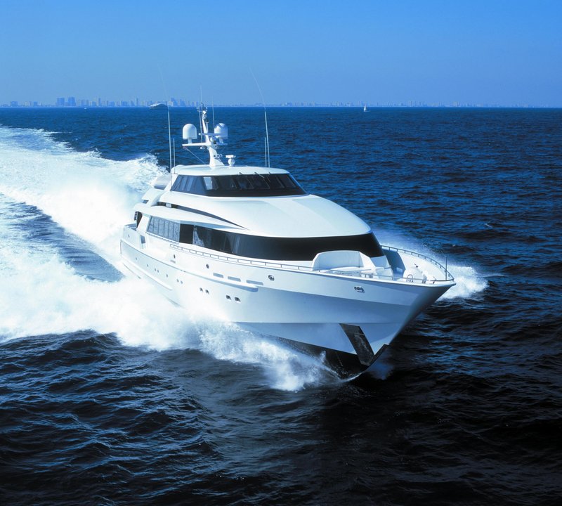 Yacht MIRAGE, Heesen Yachts | CHARTERWORLD Luxury Superyacht Charters